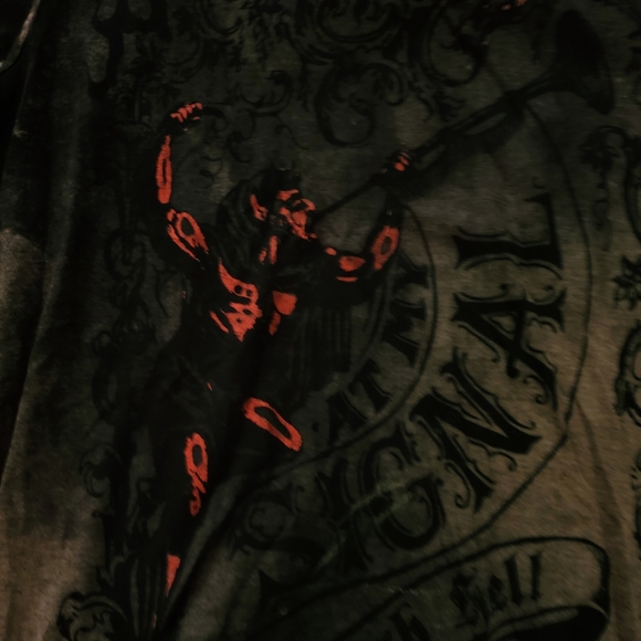 Muze | Shirts | Muze To Wear Is Human Mens Vneck Graphic Tshirt | Poshmark